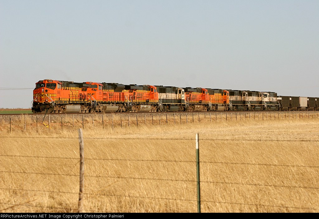 BNSF 5668